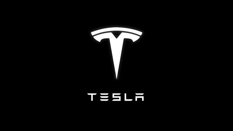 Tesla screensaver