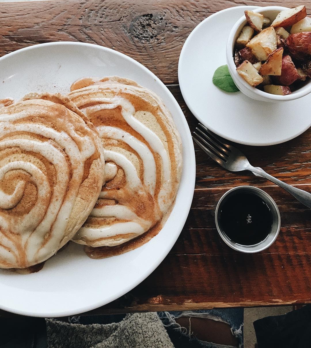 Your Guide to the Milwaukee Riverwalk | Kellee Maize Blog