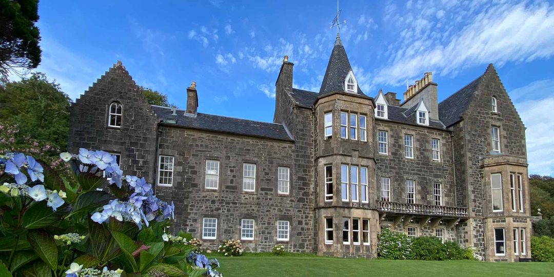 Torloisk House self catering on Mull - historic home sleeps up to 19