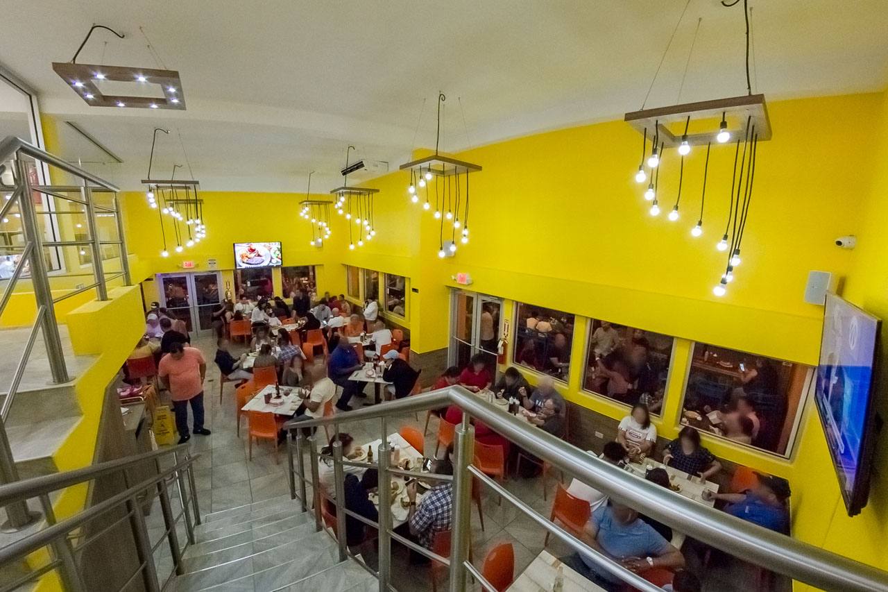 El nuevo local de Alitas Boricuas
