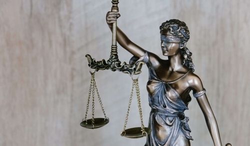 What Is Satya? Here’s Your Guide to the Second Yama: Truthfulness