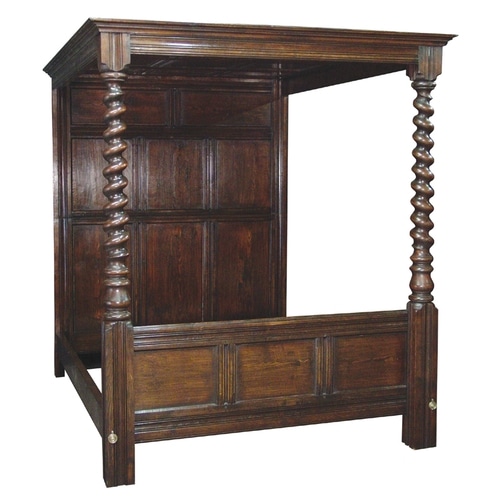 Pencil Post Bed With Low Footboard