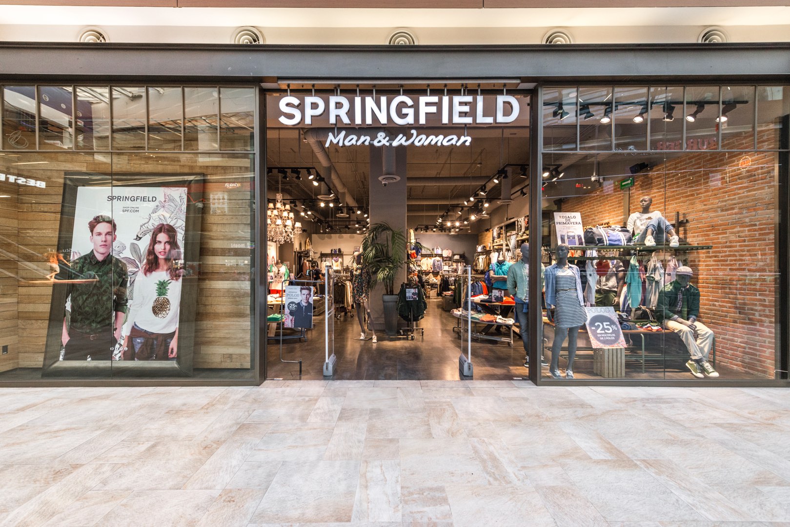 SPRINGFIELD Patio Universidad