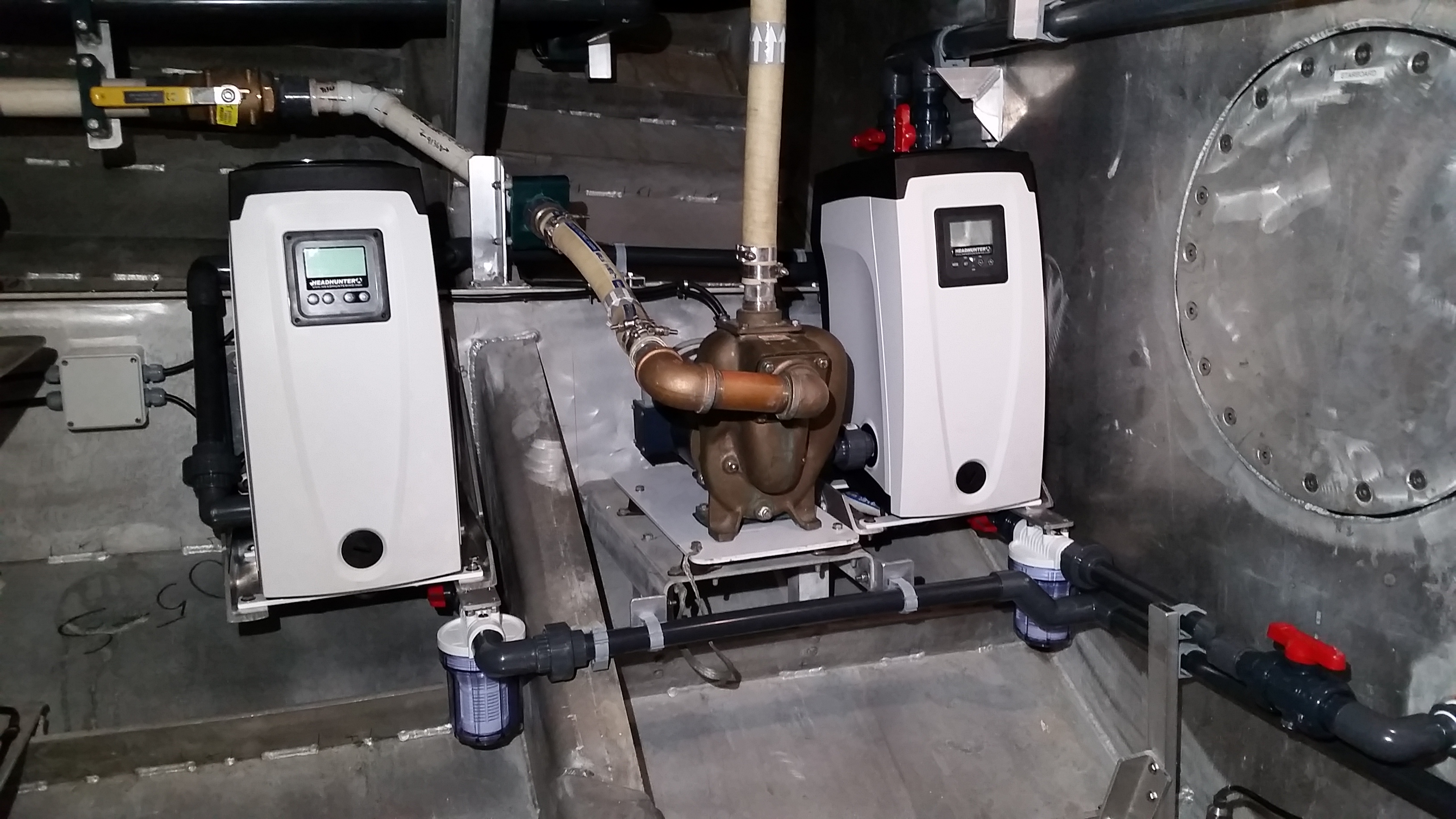 Headhunter Aquabox | Projects