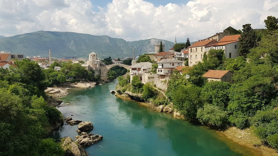 Mostar Bridge Jump: How To Jump From Stari Most Bridge!