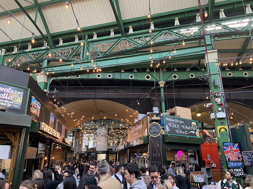 15 Best Food Markets in London [By a Local Foodie!]