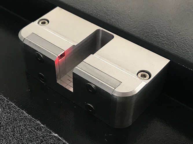 CWT Apex Pro 1312 Digital Flatbed Cutter | Intoprint Technologies