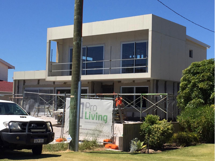 Broadwater Home & Ancillary Dwelling