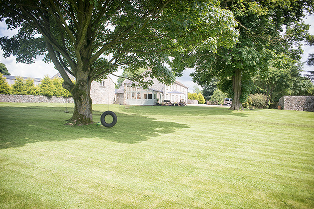 Brosterfield Farm Peak District Holiday Cottages