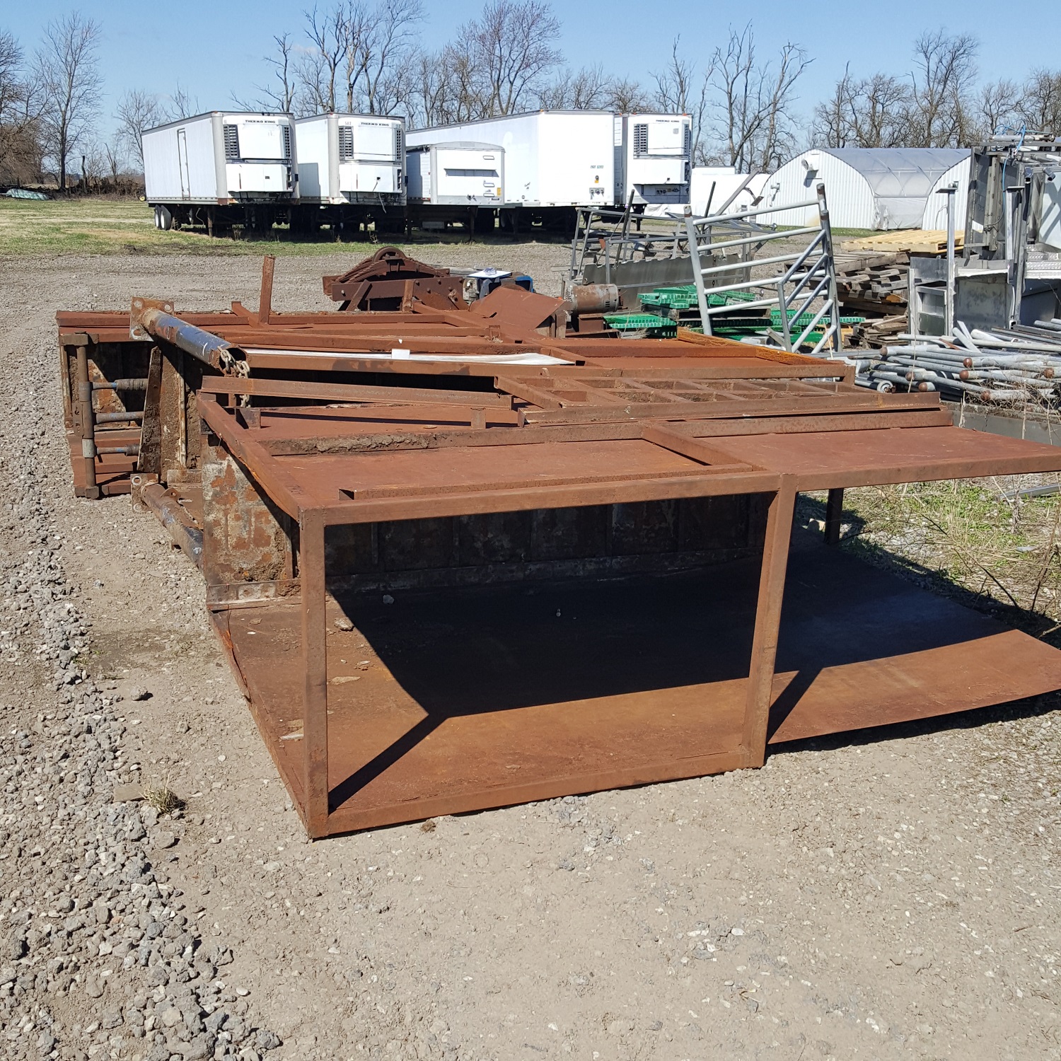LEAD UP CHUTE FOR BEEF | Diligent Equipment Exchange