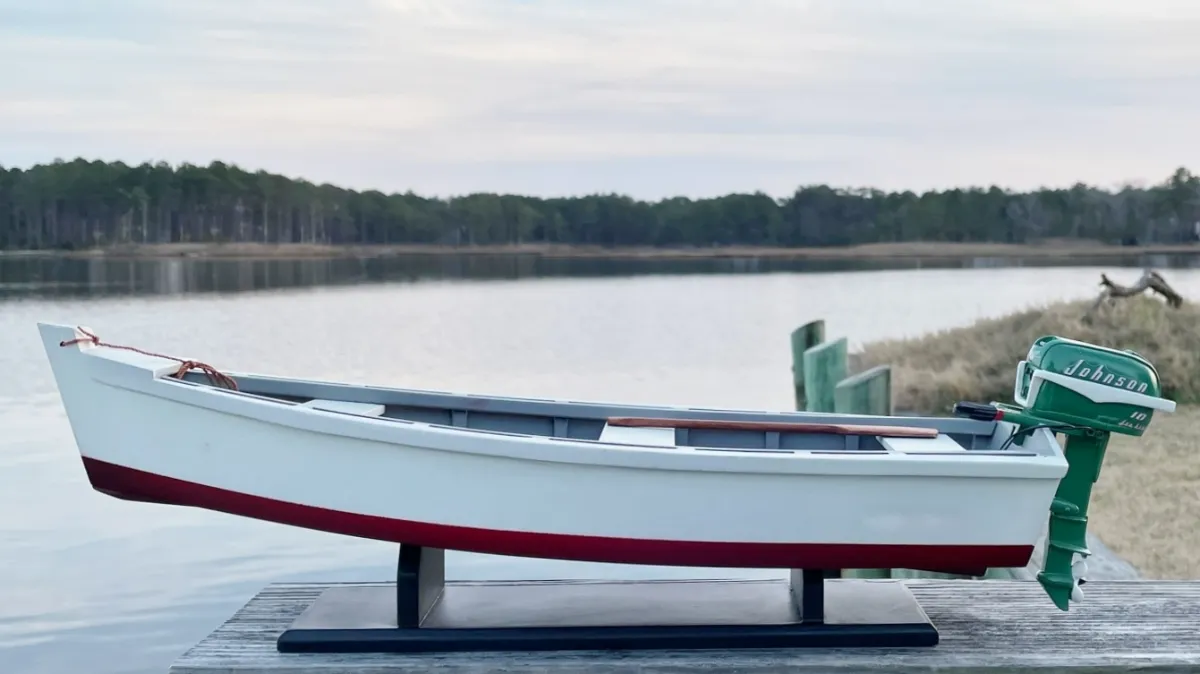Skiff with Green Johnson | Blackway Boat Models