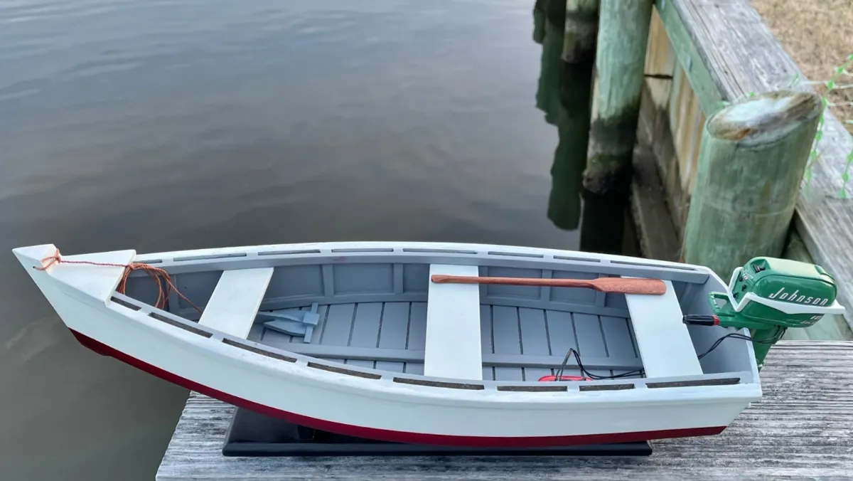 Skiff with Green Johnson | Blackway Boat Models