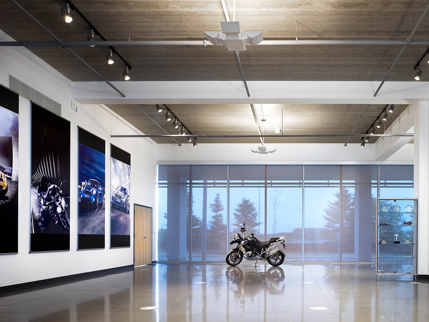 Sweeny&Co Architects | BMW Group Canada Headquarters