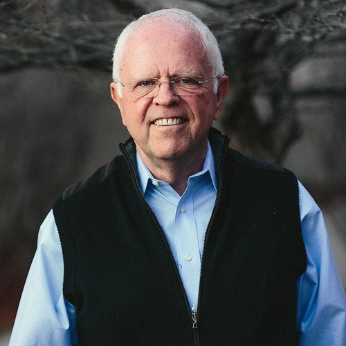 Visual design and storytelling expert for tech startups