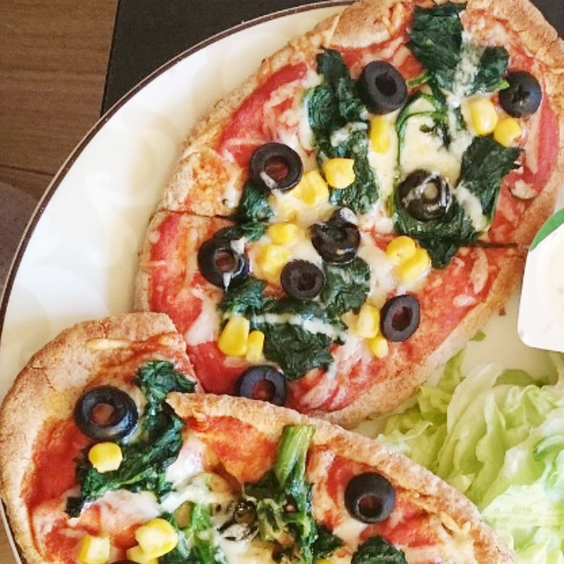 Pitta Bread Pizzas Recipe | The Student Food Project