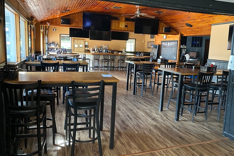 The Checkerboard Inn | Restaurant & Bar