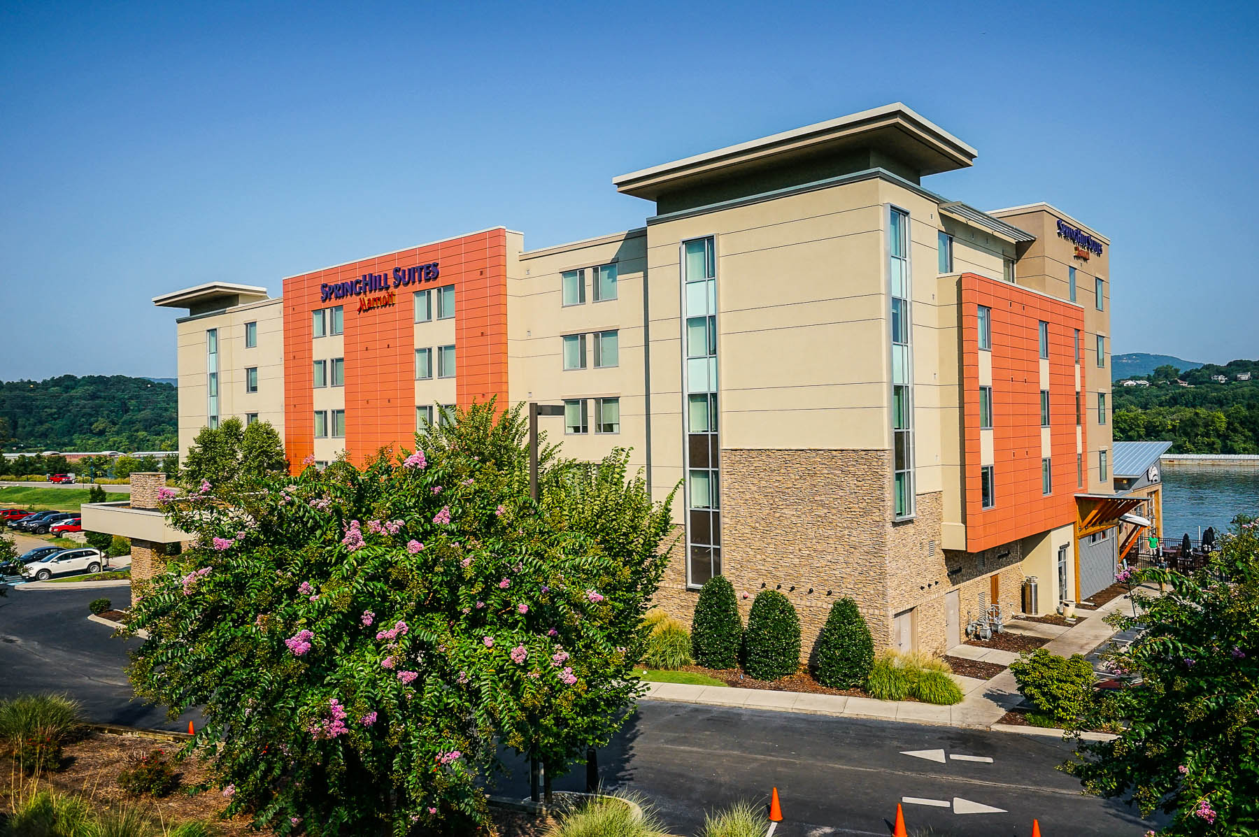 SpringHill Suites by Marriott Cameron Harbor - CHA.Guide