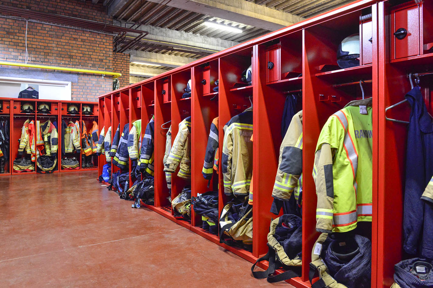 Cube Lockers - The Lockers Solution