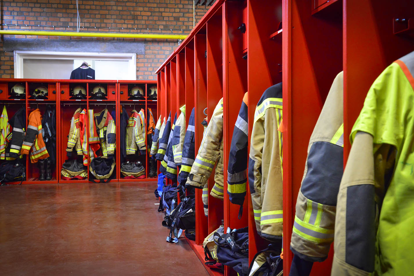Cube Lockers - The Lockers Solution