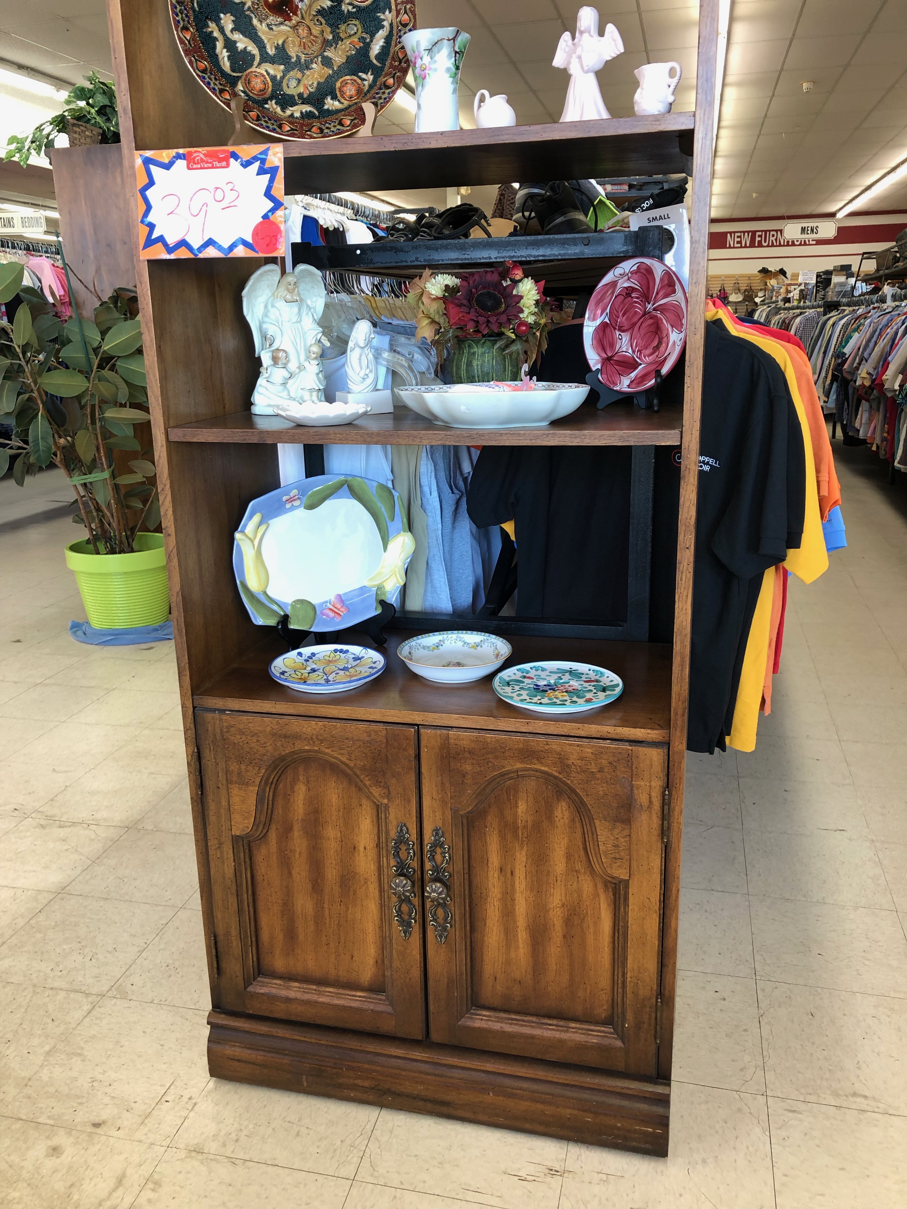 Casa View Thrift - Furniture