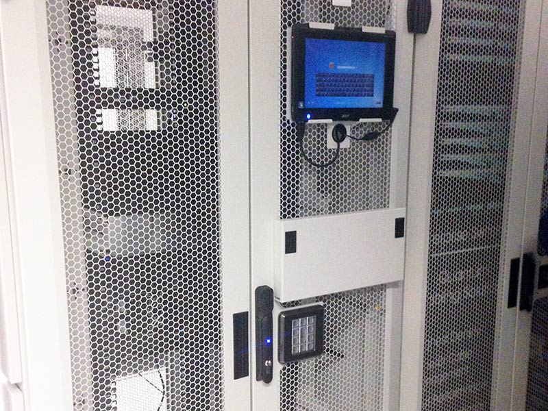 Control Room, Custom Workstation Consoles: Server Racks l E Systems