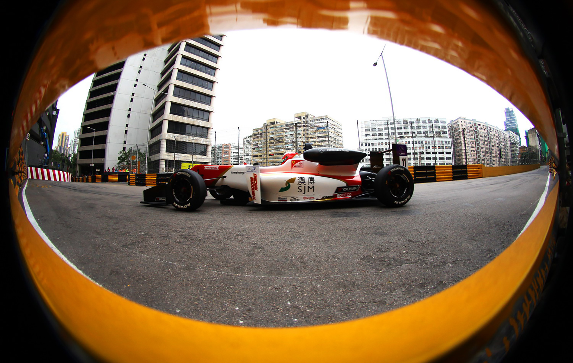 Marcus impresses with a top-ten result on Macau debut // Marcus Armstrong