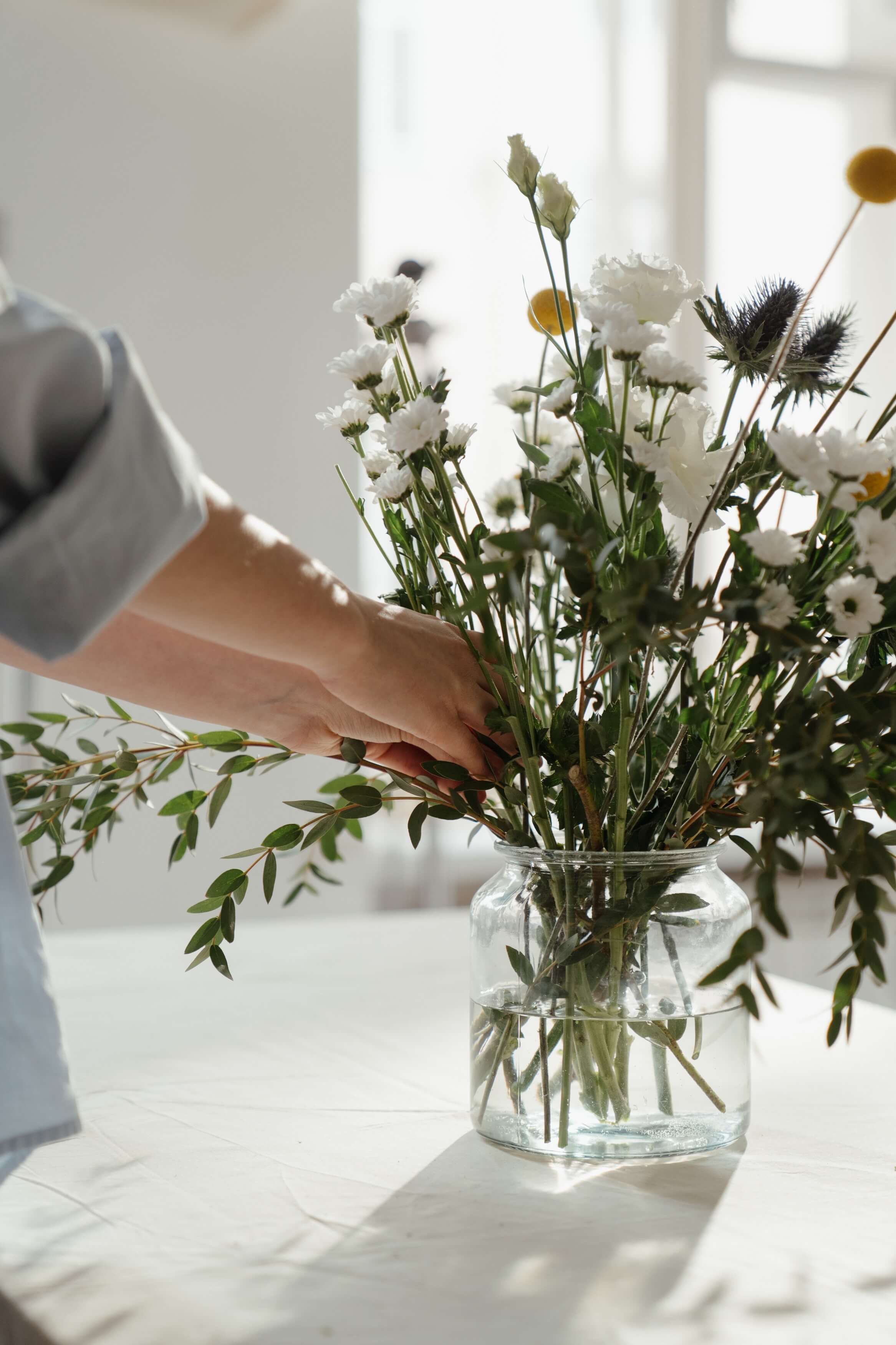 Bumblebee Flowers & Tea