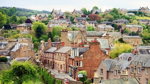 Visiting Melrose, Accommodation, things to see and do