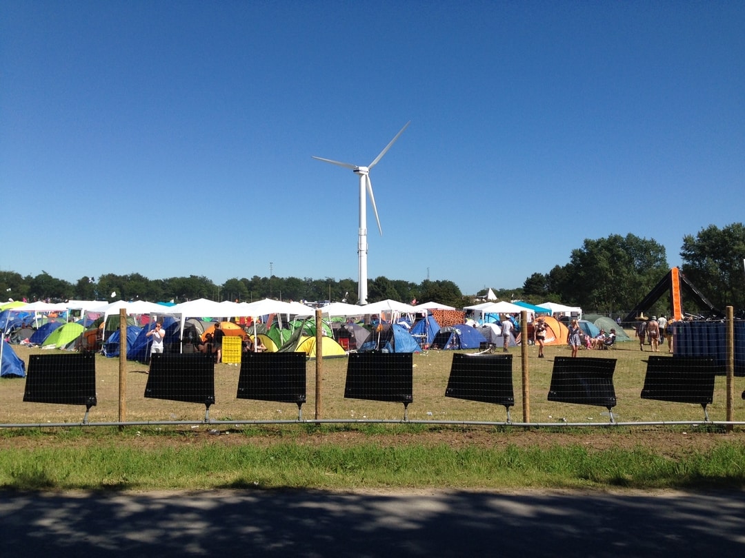 PEEFENCE | Waterless Urinals for Outdoor Events