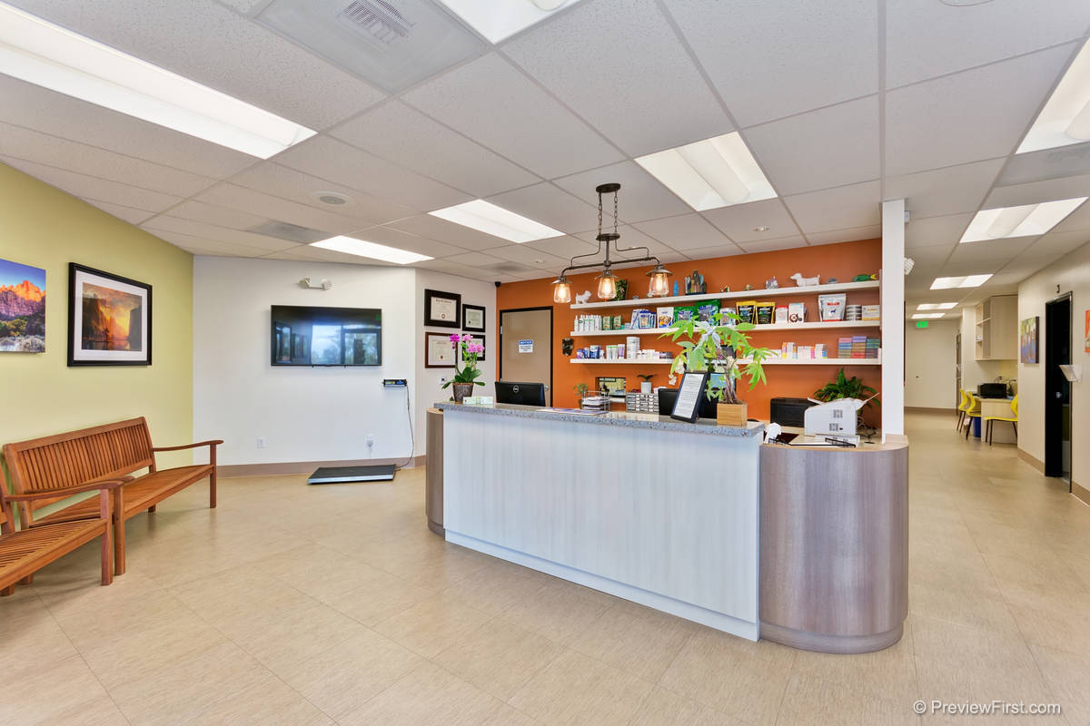 Aviara Animal Health Center