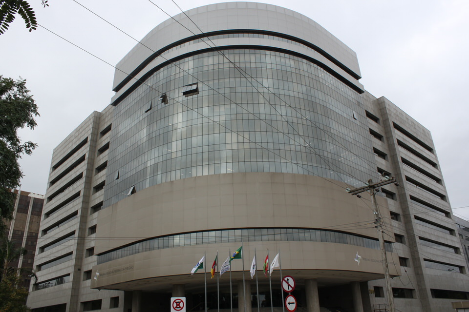 TRF 4 - Tribunal Regional Federal da 4ª região - Refexa | Cortinas e ...