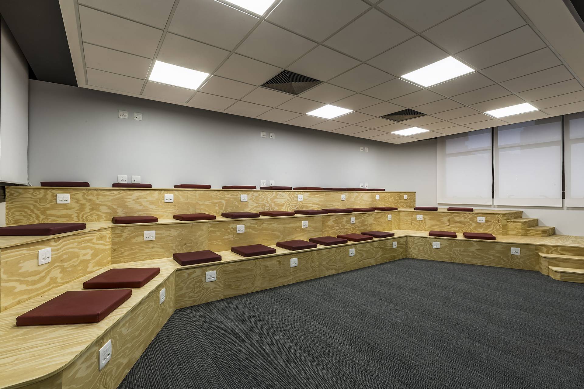 ESPM TECH - Refexa | Cortinas e Persianas