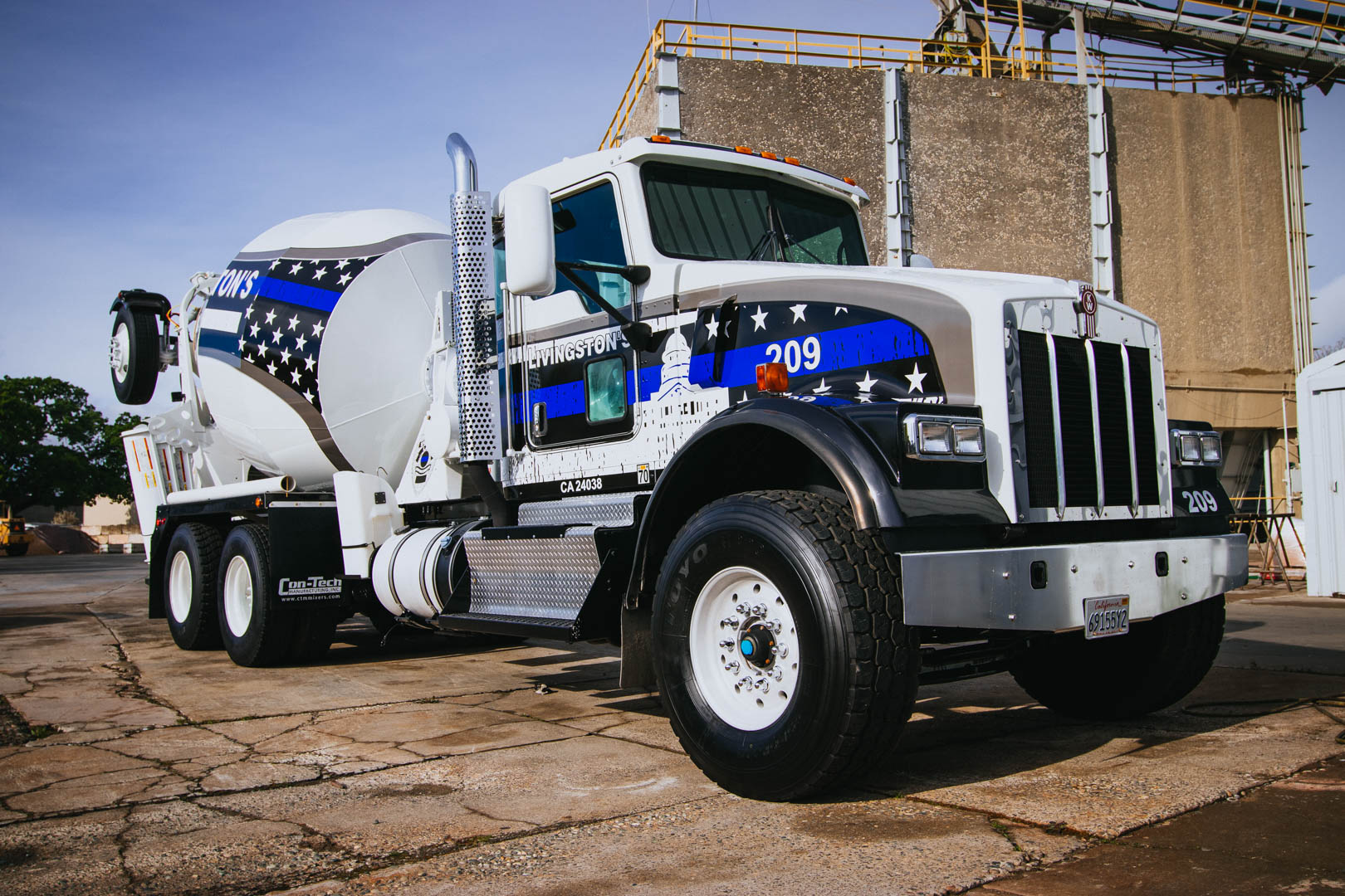 Livingston's Concrete Blue Line Truck - Vehicle Wraps | Palmer Signs Inc.