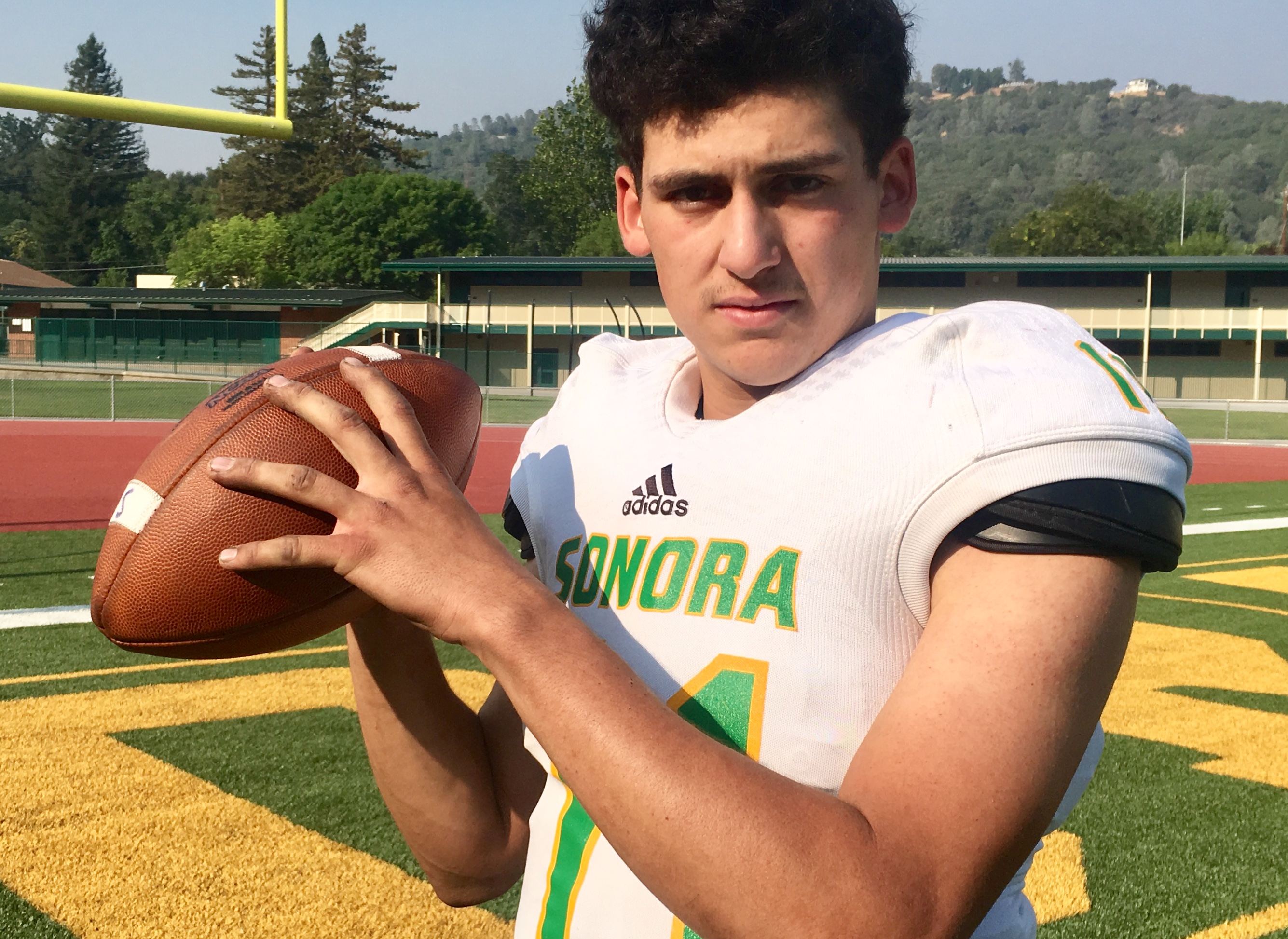 Top returning players, No. 8: QB with wheels, Gookin's arm may surprise ...