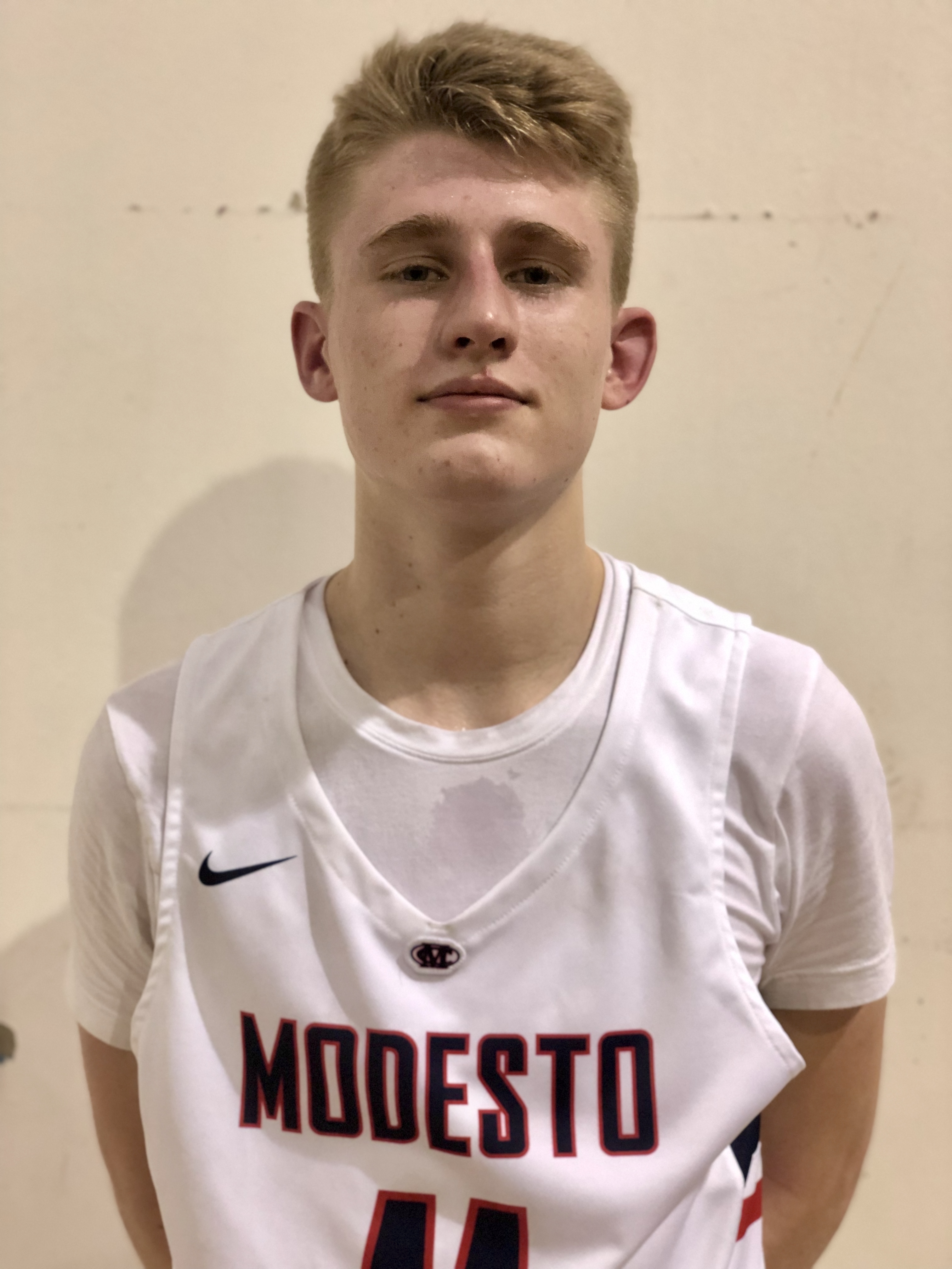 Crusaders 'steal' win against Manteca to reach Holiday Hoop Classic ...