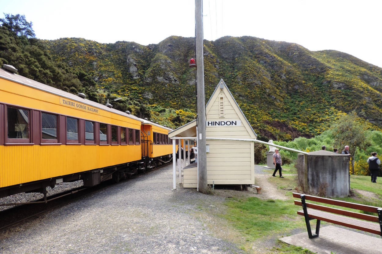 Dunedin and the Taieri Gorge Railway - A Maverick Traveller
