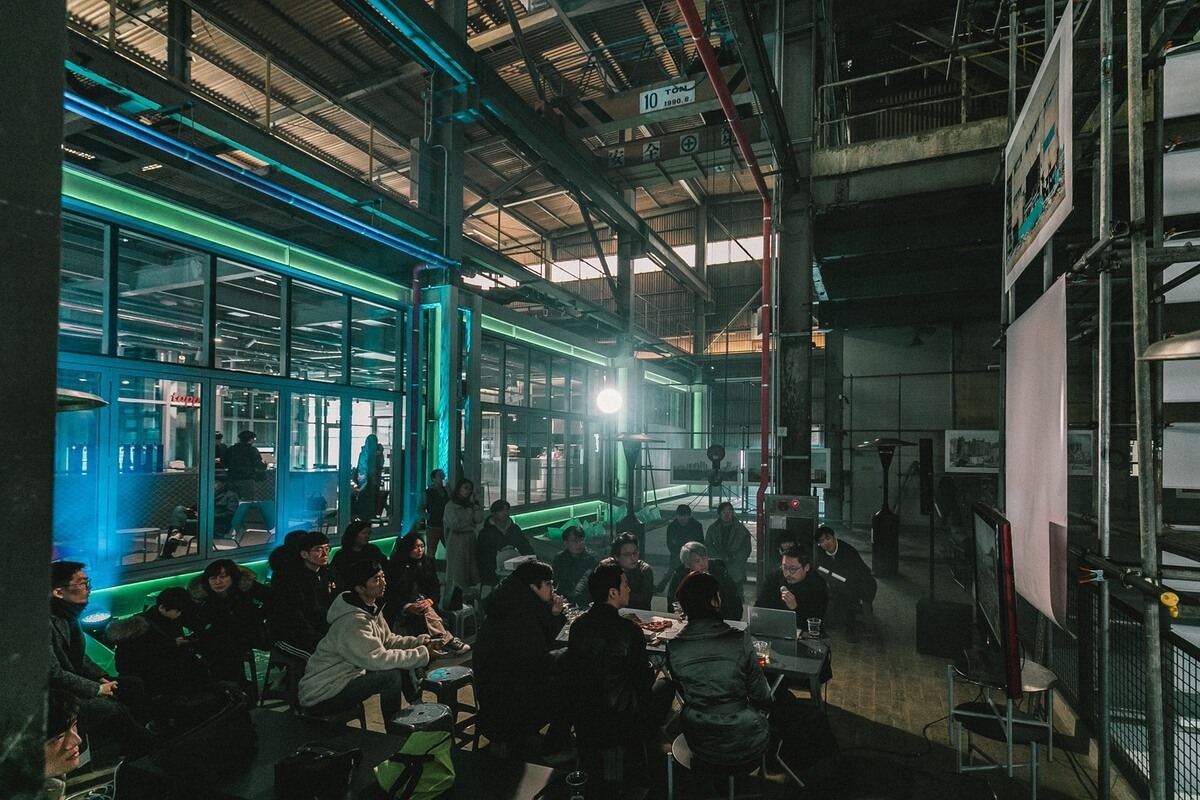 [COSMO 40] HALLS : 네이버 블로그