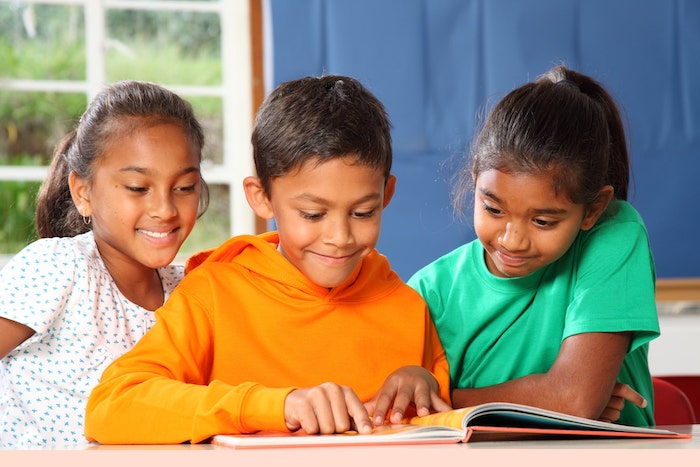 Reading comprehension strategies in the classroom