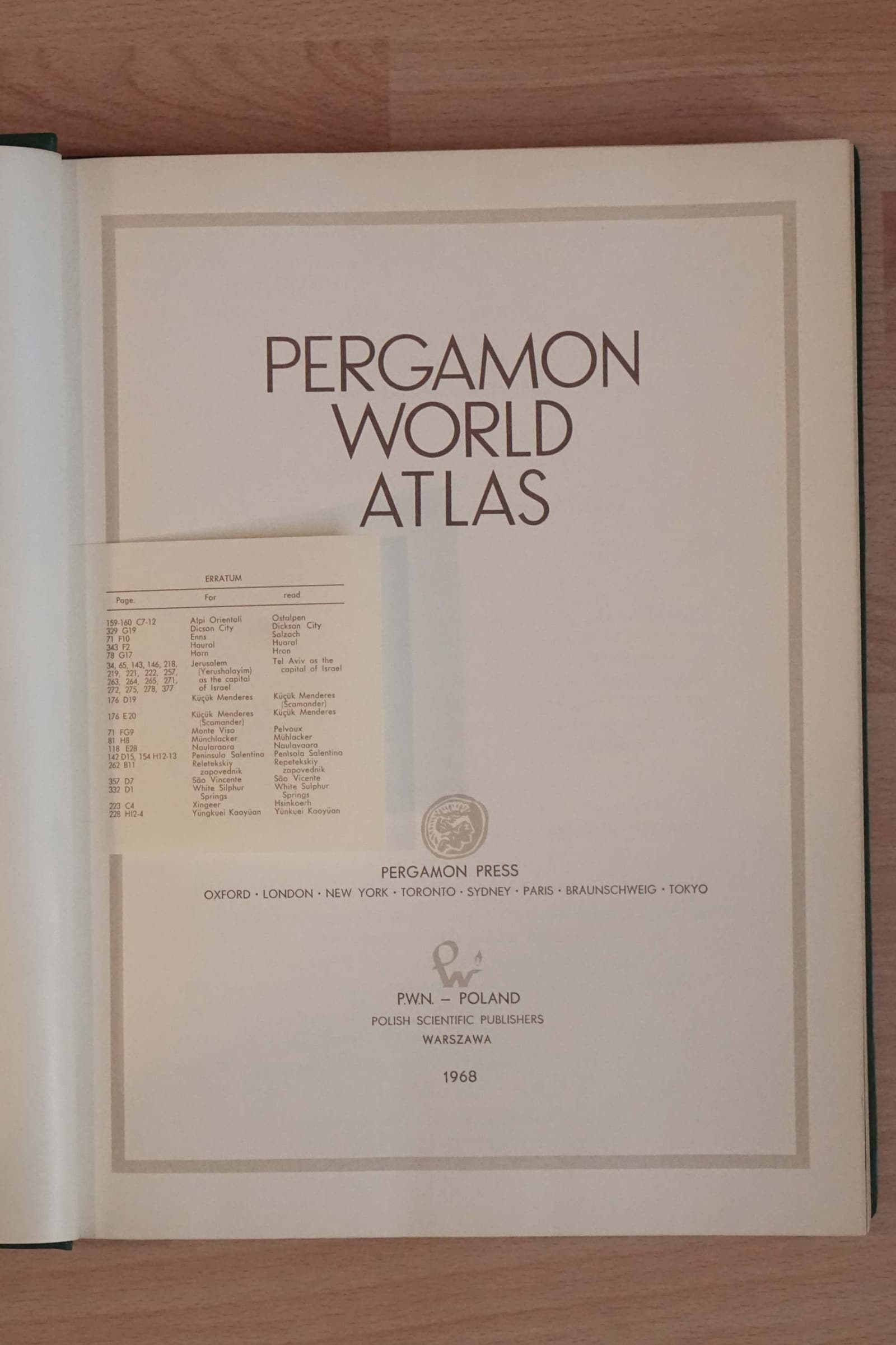 Pergamon World Atlas, 1968