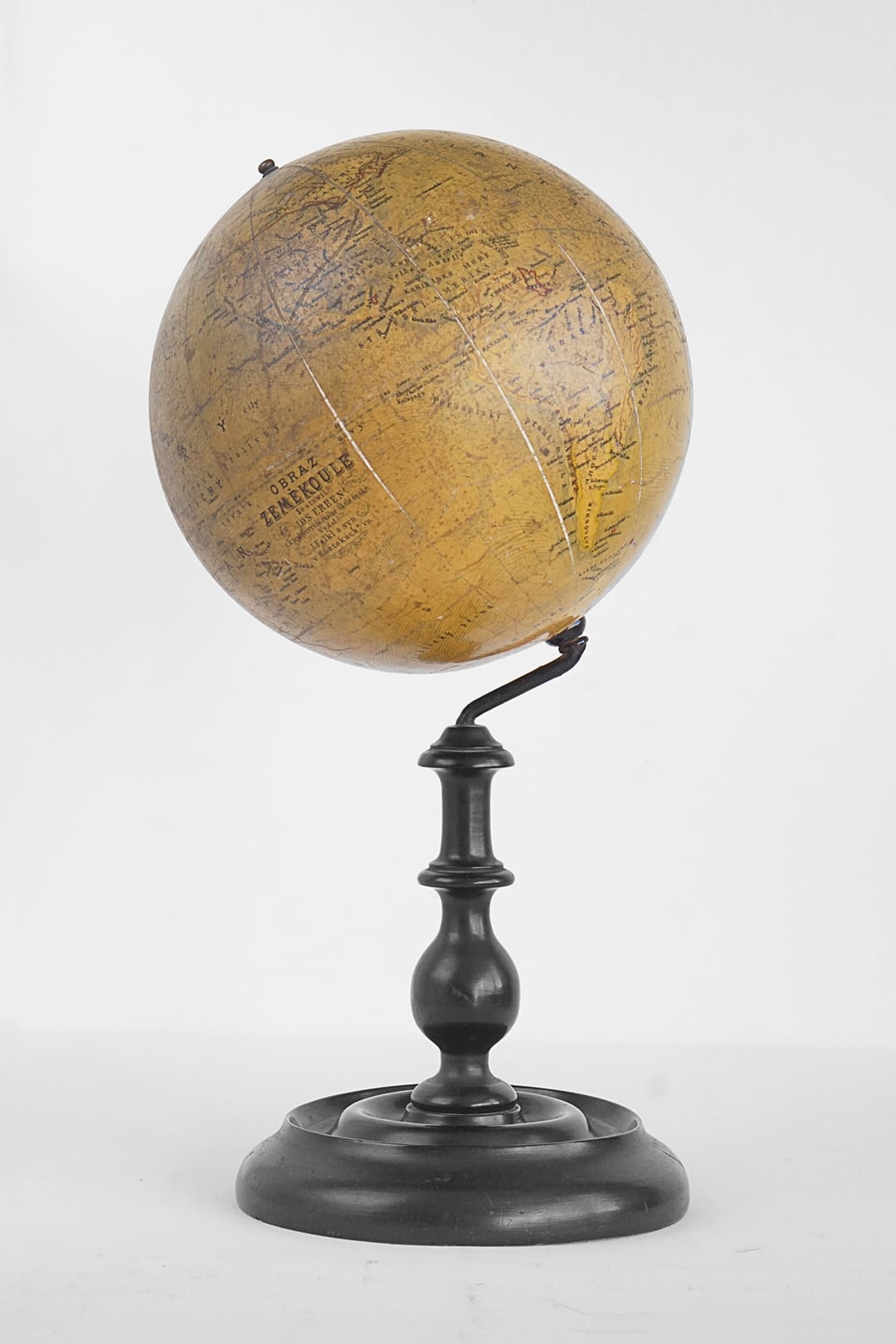Globes | Atlaseum.com