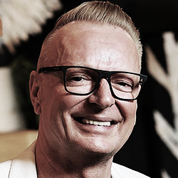 BRAVE · LUXURY WHOLESALE AGENTS