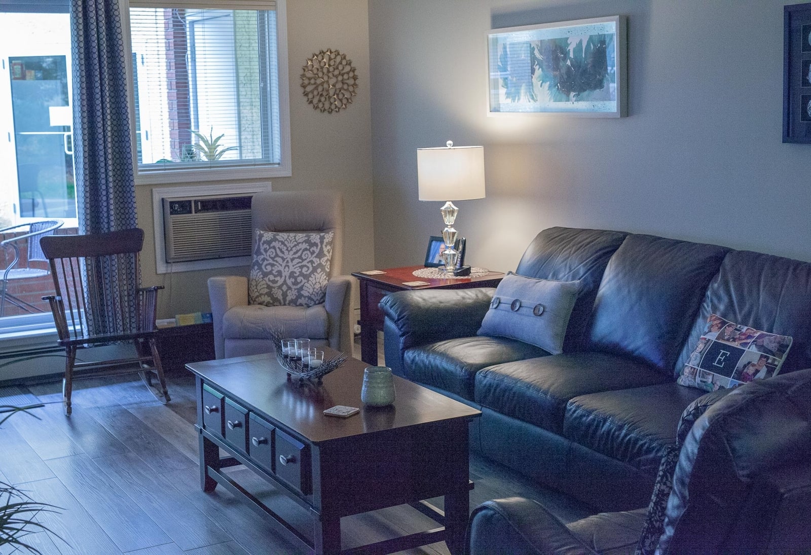 Columbian Manor | Affordable seniors housing in Saskatoon