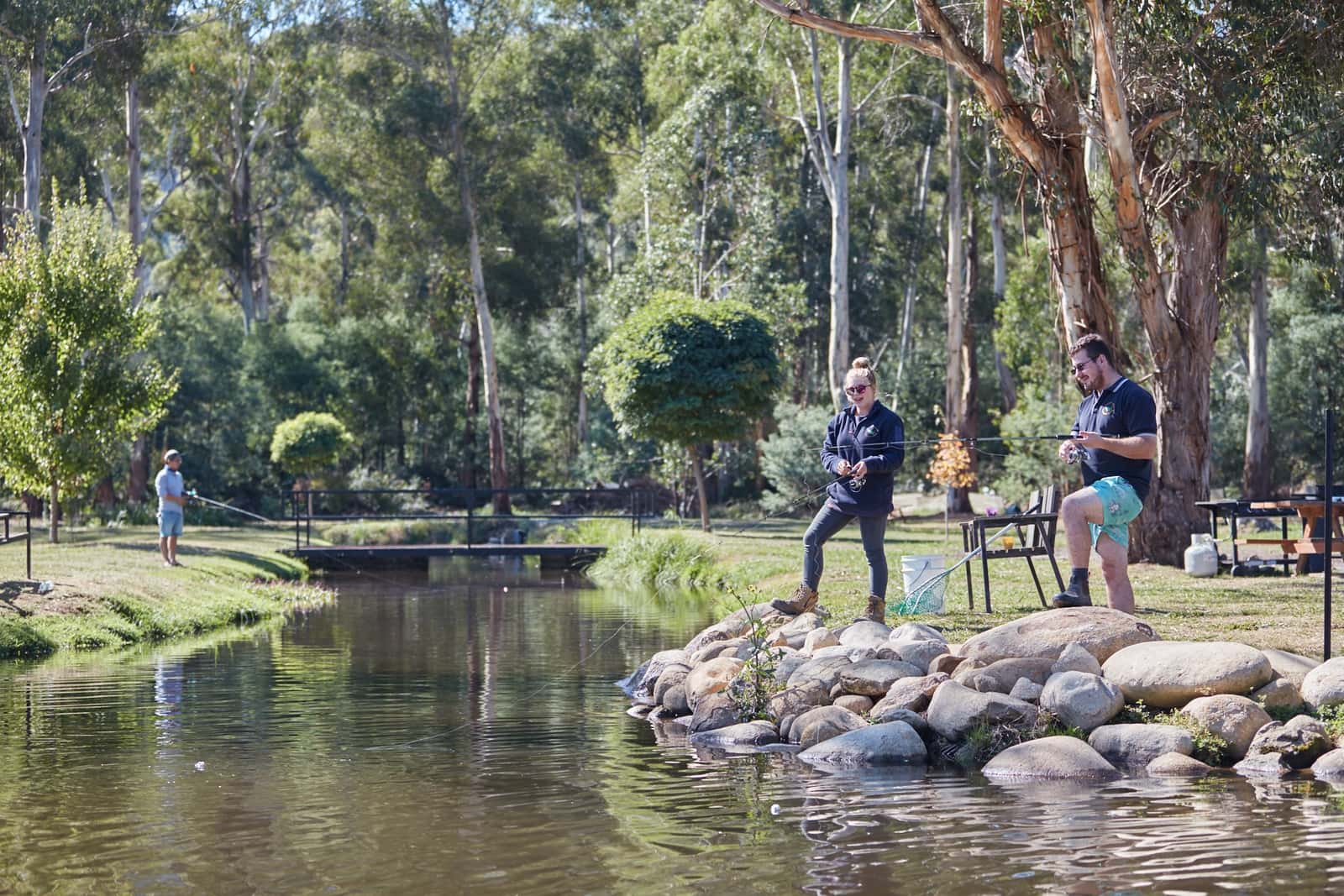 Buxton Trout and Salmon Farm - Come fishing in the Murrindindi Shire ...