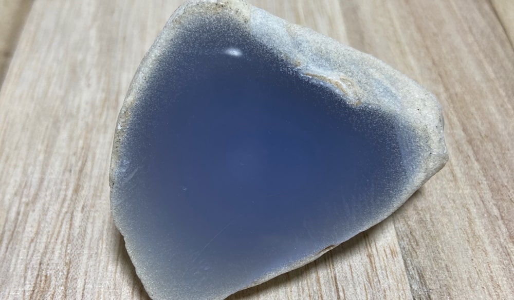 Blue Chalcedony: Meaning, Healing Properties and Powers