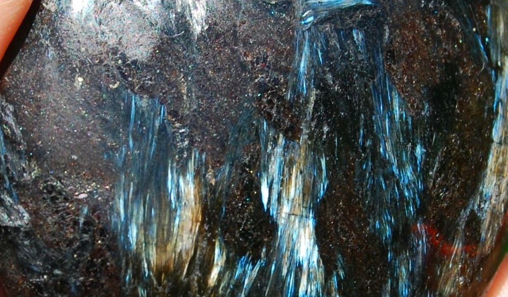 Astrophyllite: Meaning, Healing Properties, and Powers
