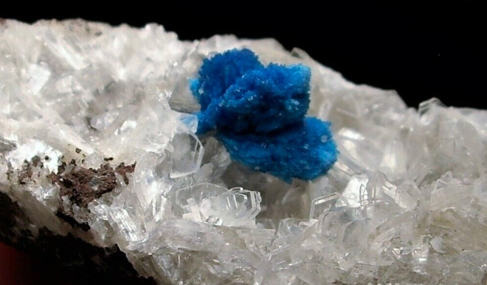 Cavansite: Meaning, Healing Properties, and Powers