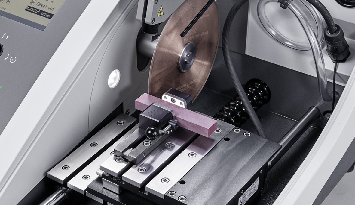 Las 6 ventajas clave de la Secotom 60 para un óptimo corte metalográfico