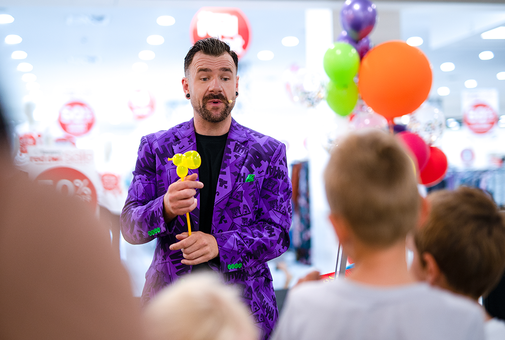 Comedy Magician - Kids Party Magic*