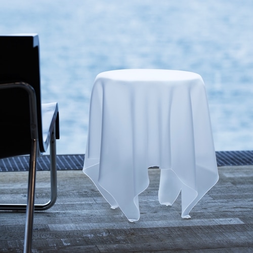 Essey products - Illusion table
