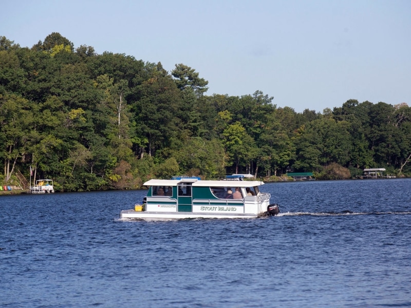 Map, Location & Ferry - Stout's Island Lodge | WI Resort